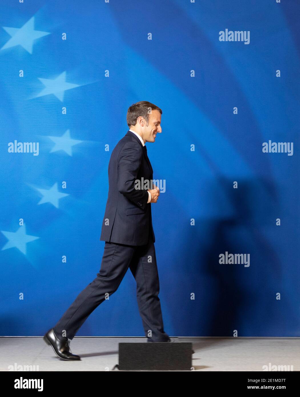 Emmanuel macron profile hi-res stock photography and images - Alamy