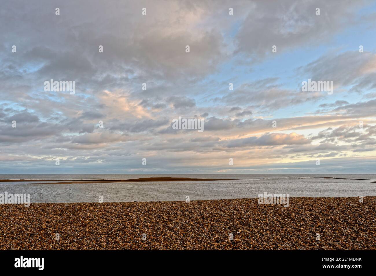 Shingle beach on the east coast of England Stock Photo - Alamy