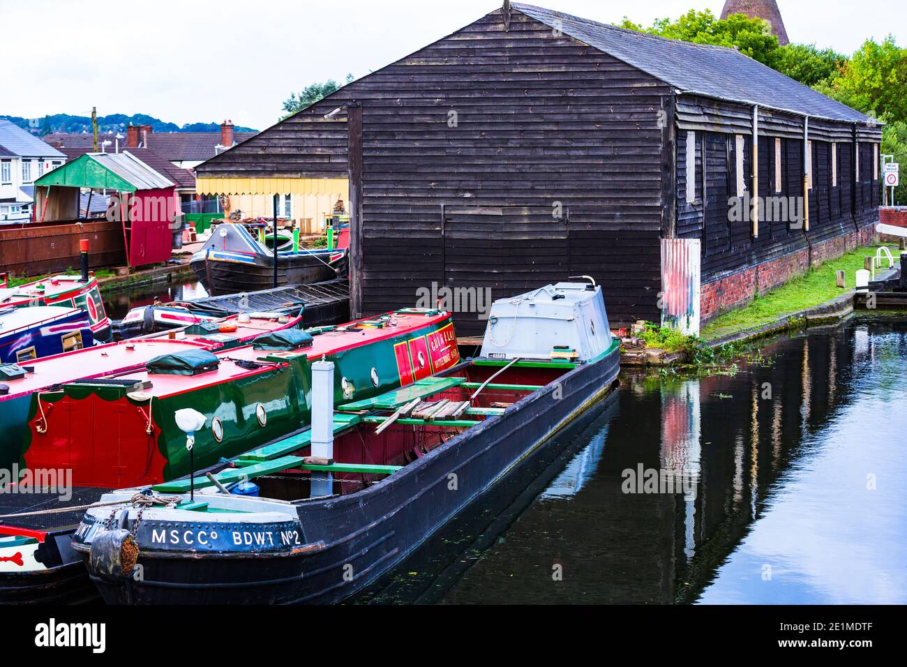 Black country canals, uk hi-res stock photography and images - Alamy