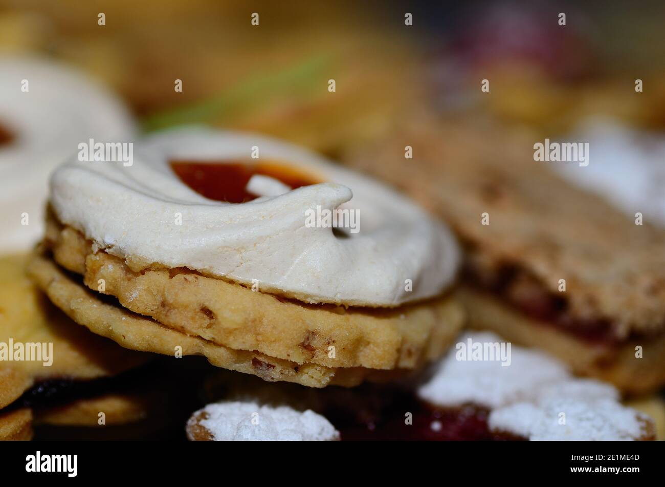 Beautiful christmas biscuits decorating hi-res stock photography and ...