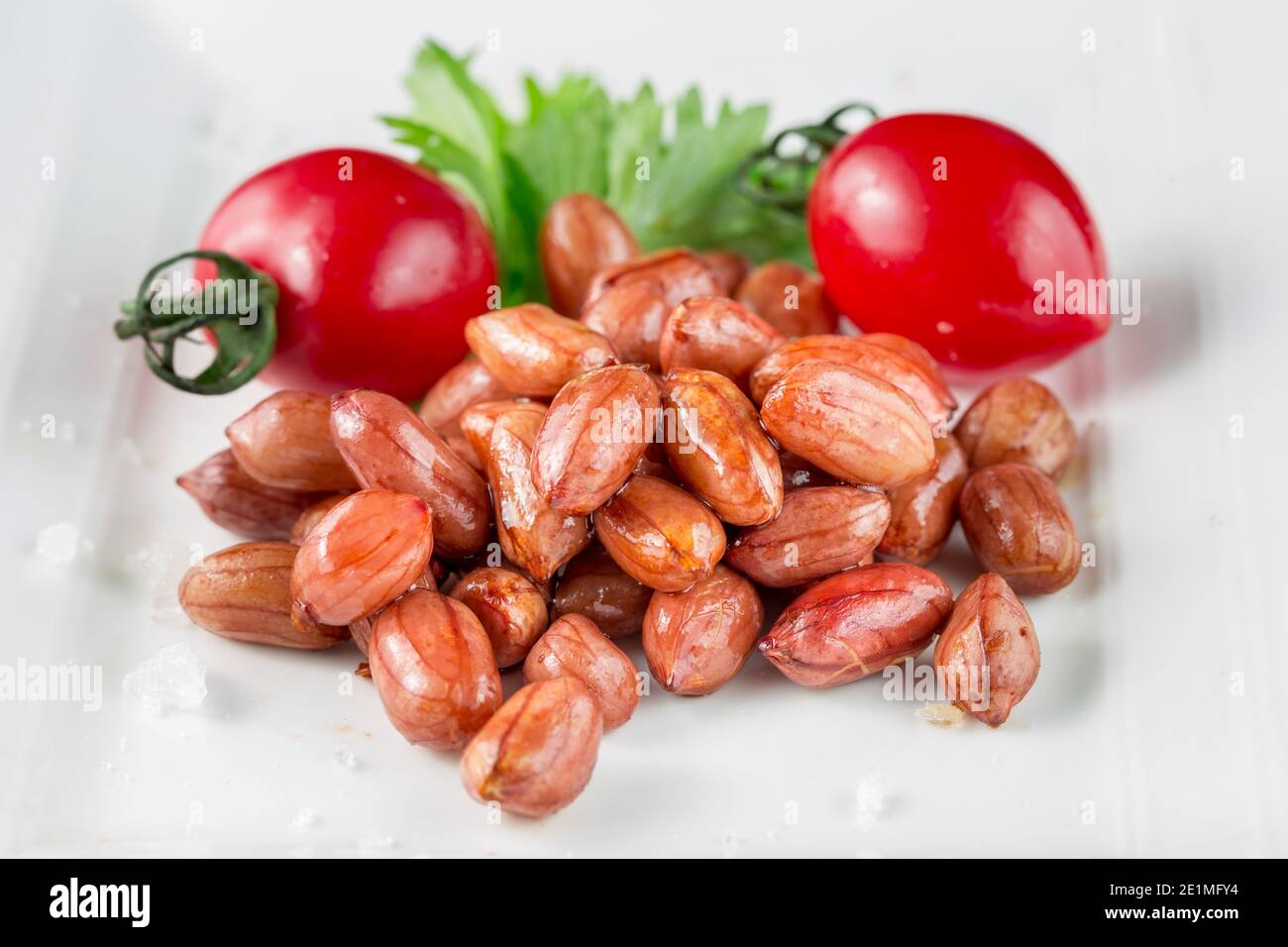 Peenuts hi-res stock photography and images - Alamy