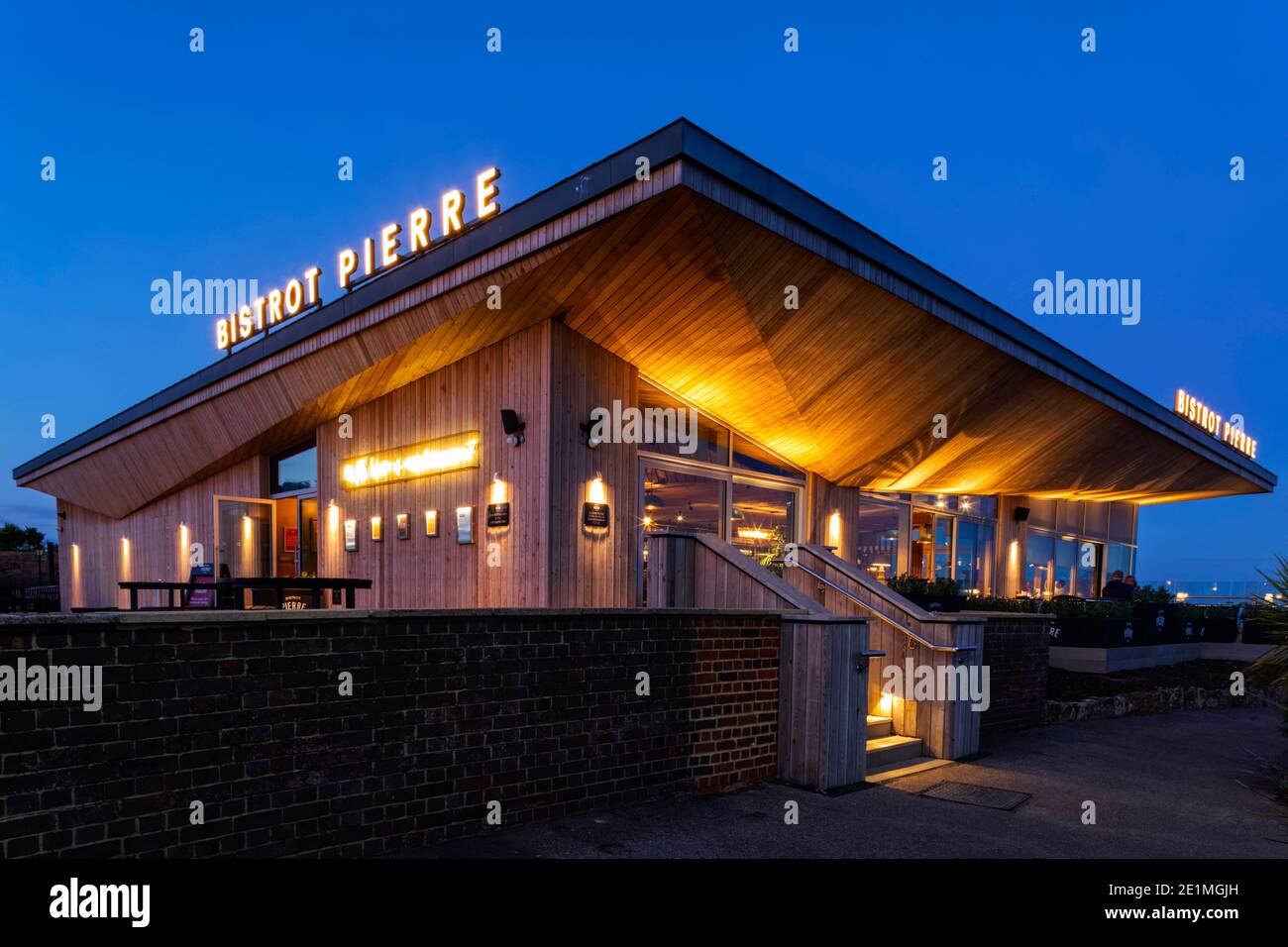 England, East Sussex, Eastbourne, Bistro Pierre Waterfront Bar and ...