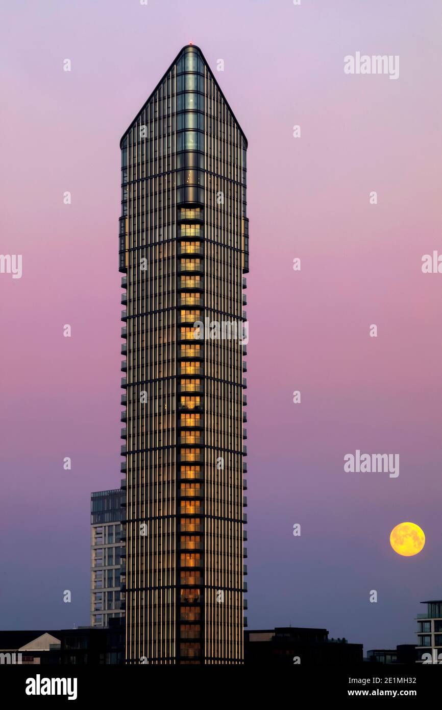 England, London, Chelsea, Chelsea Waterfront, Lots Road Power Station ...