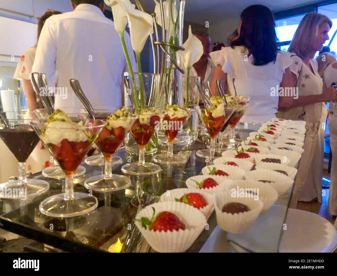 Small portions hi-res stock photography and images - Alamy