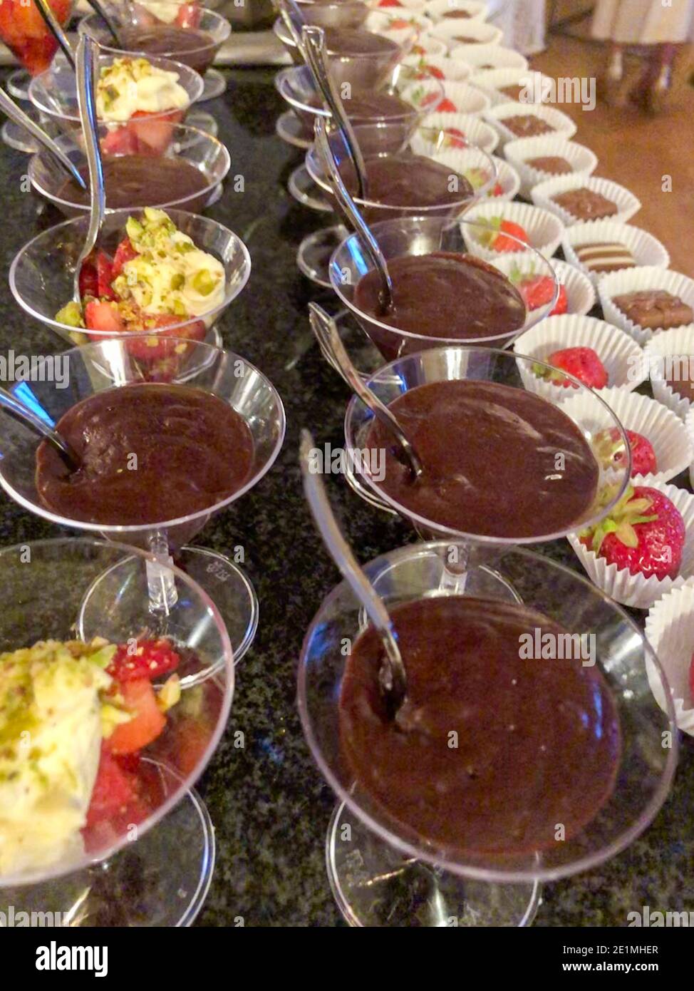 Small portions hi-res stock photography and images - Alamy