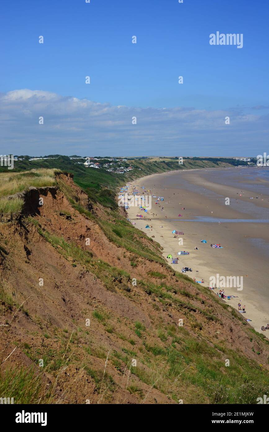 coastal erosion of cliffs at filey yorkshire united kingdom Stock Photo ...