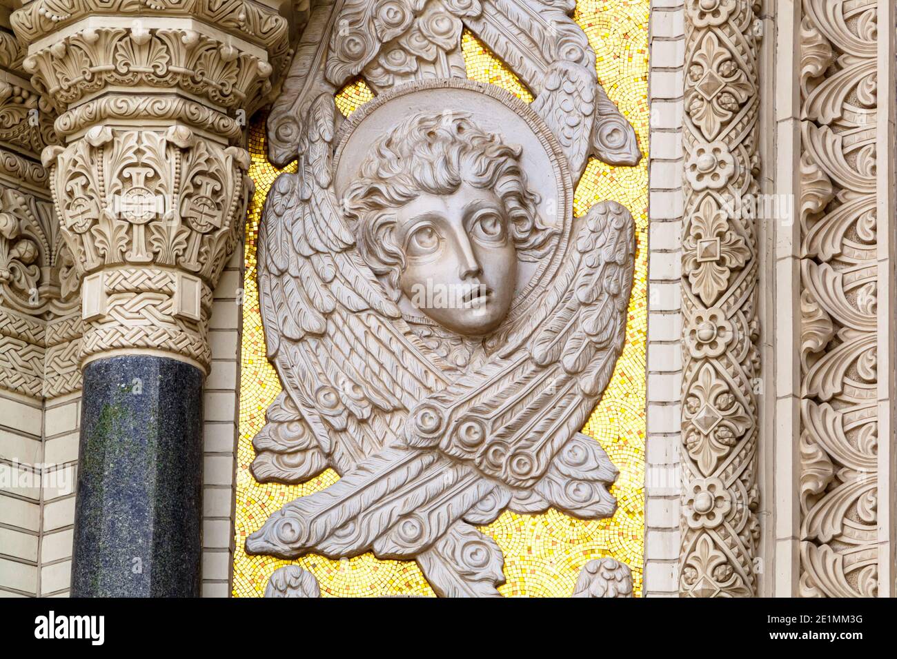Angel face hi-res stock photography and images - Alamy