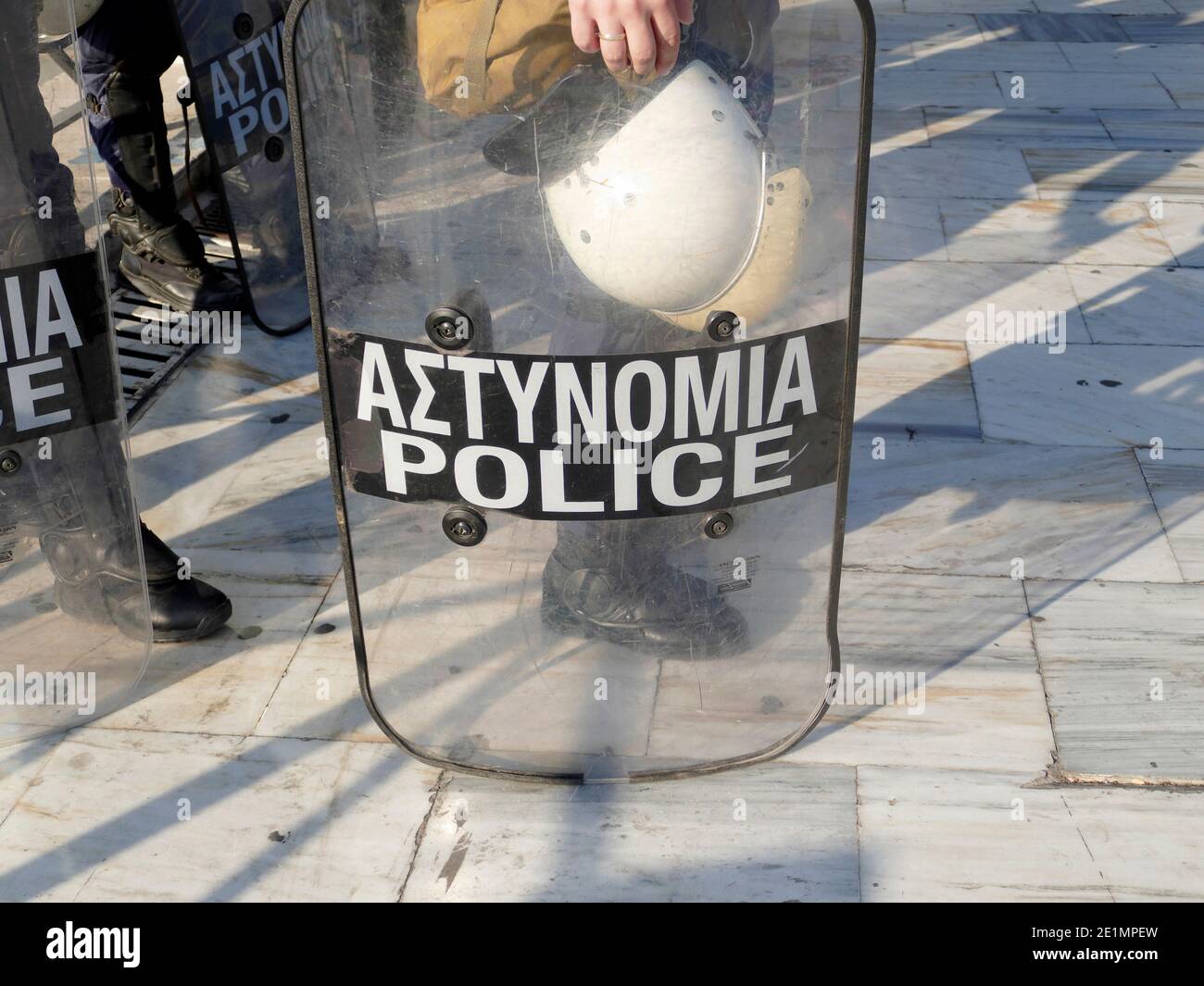 Greece Athens Athen Police guarding demonstration Stock Photo - Alamy