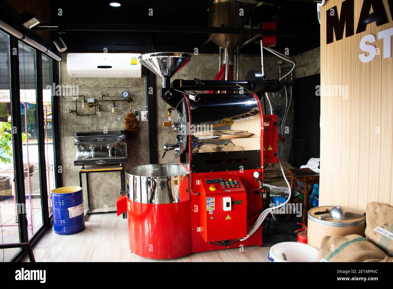 Industrial coffee machine commercial High Resolution Stock Photography ...