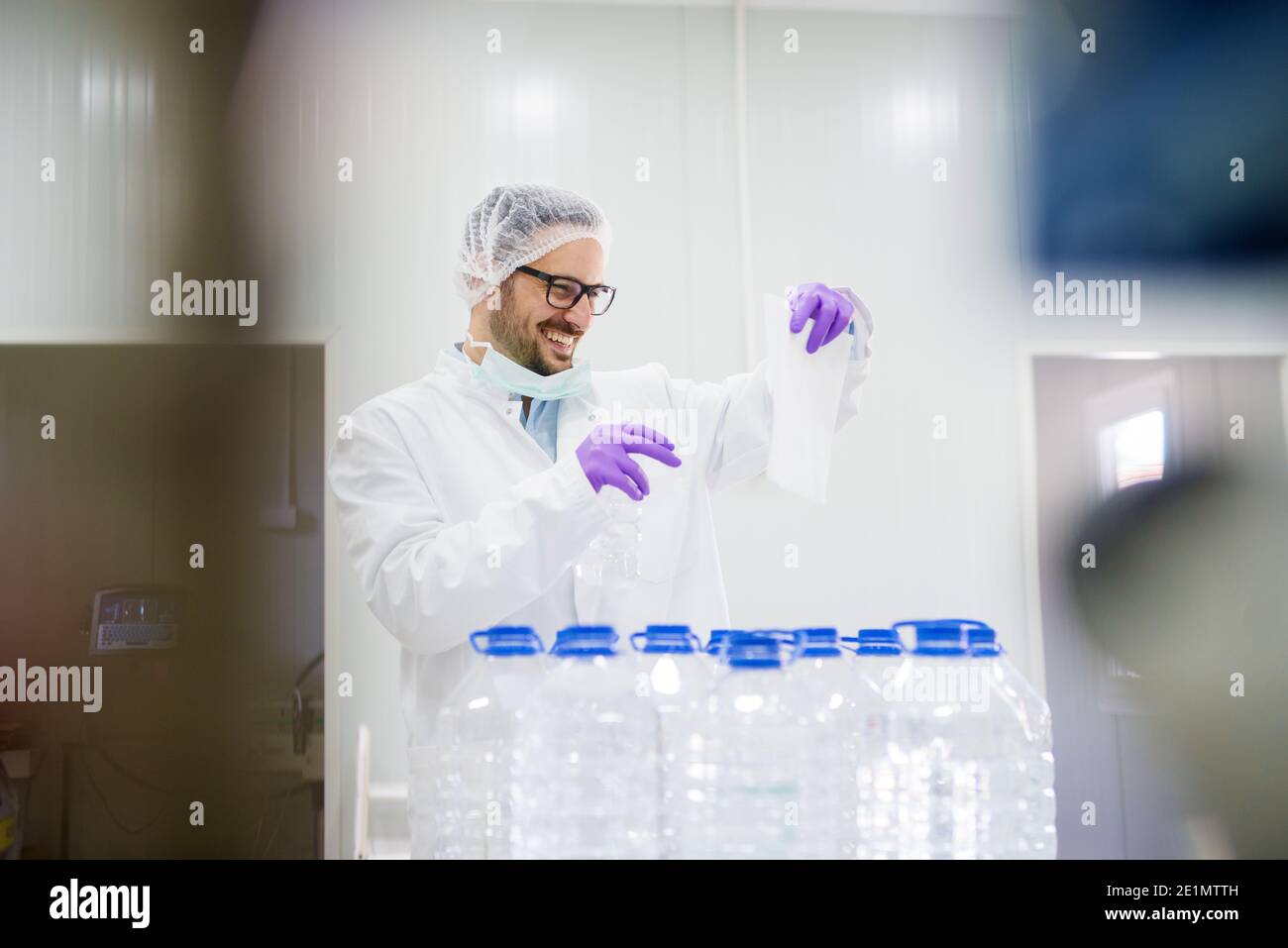 Liquid tester hi-res stock photography and images - Alamy