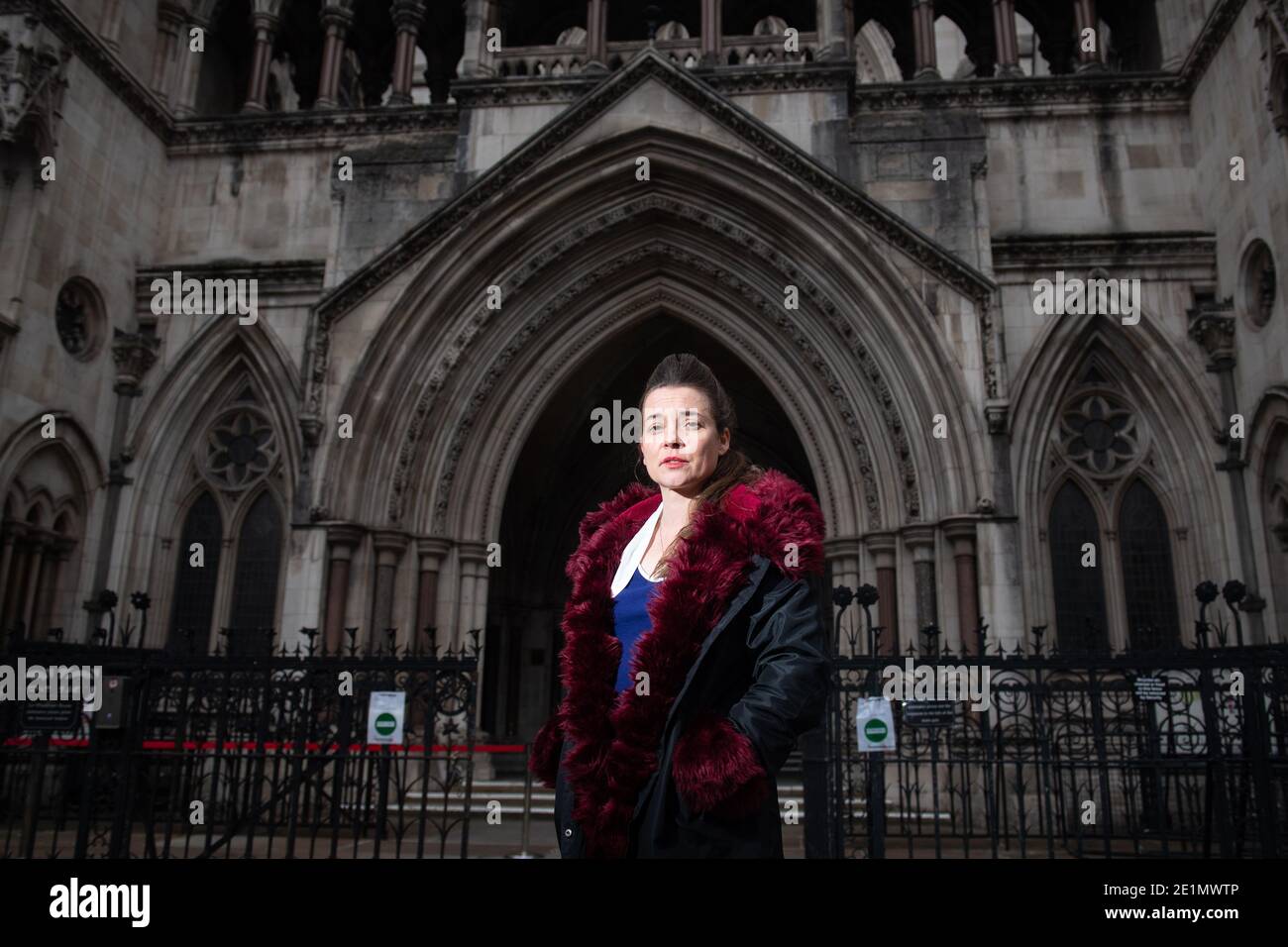 Paula Parfitt, the mother of Pippa Knight, outside the Royal Courts of ...