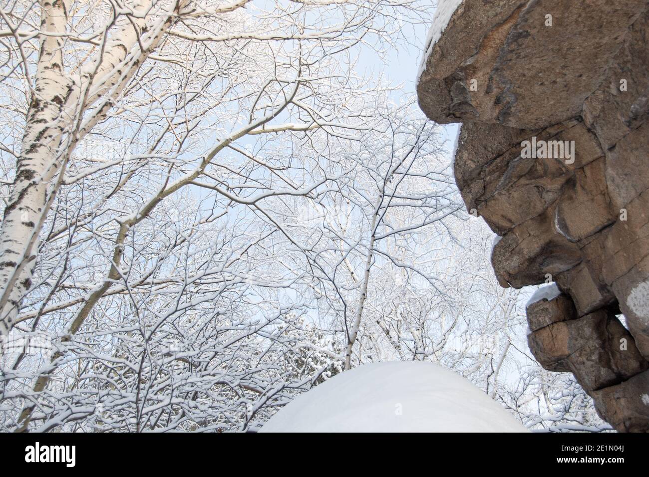 Snow ice covering rocks hi-res stock photography and images - Alamy