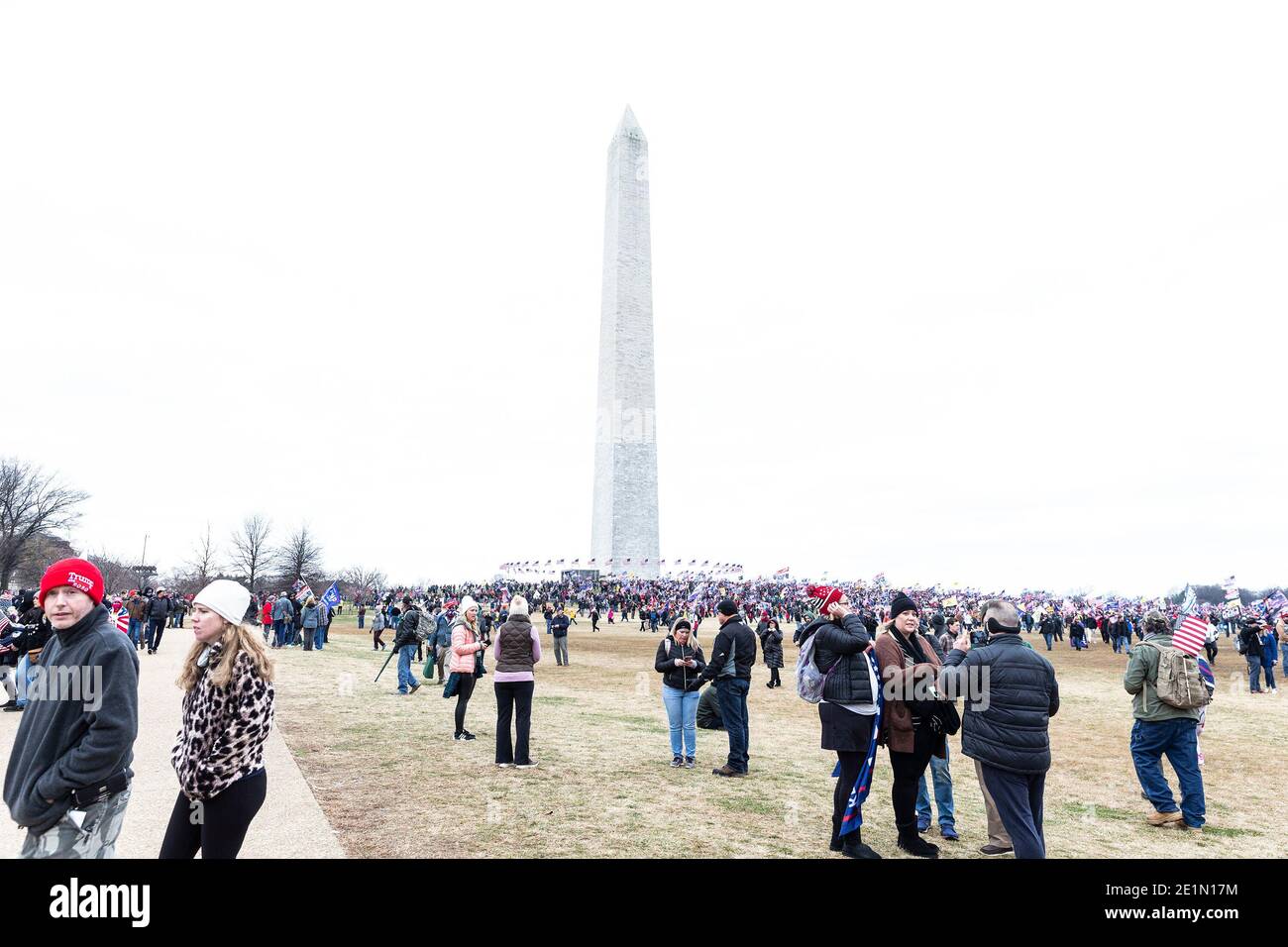 Pro-Trump protesters rally around Ellipse and Washington Monument ...