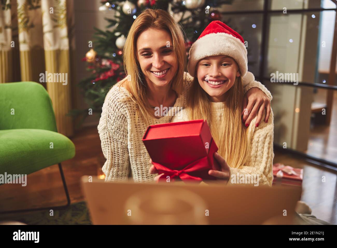 Child surprise teenager hi-res stock photography and images - Alamy