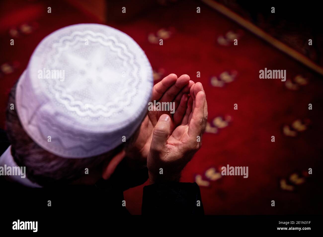 People praying inside a mosque in the South East of the UK Stock Photo ...