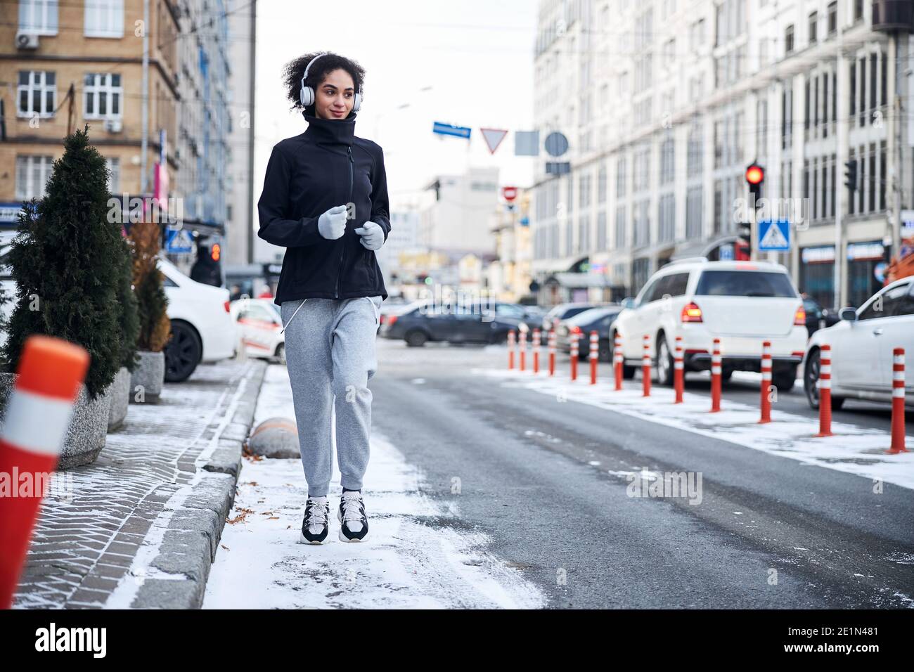 Jogging roadside hi-res stock photography and images - Alamy