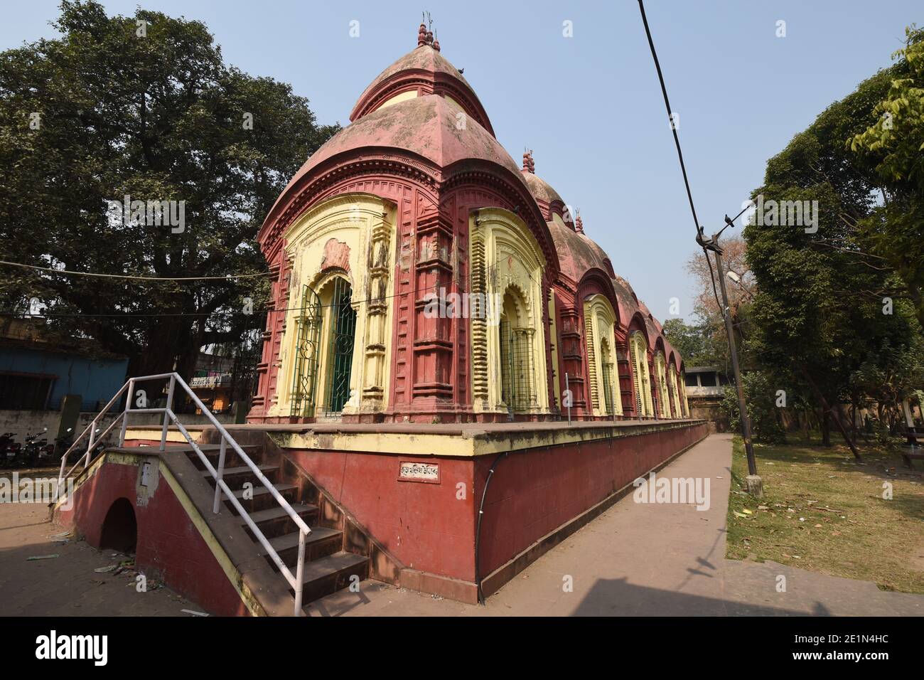 Dwadash Shiva mandir (northern) adjacent to the Ganges, 21 Grand Trunk ...