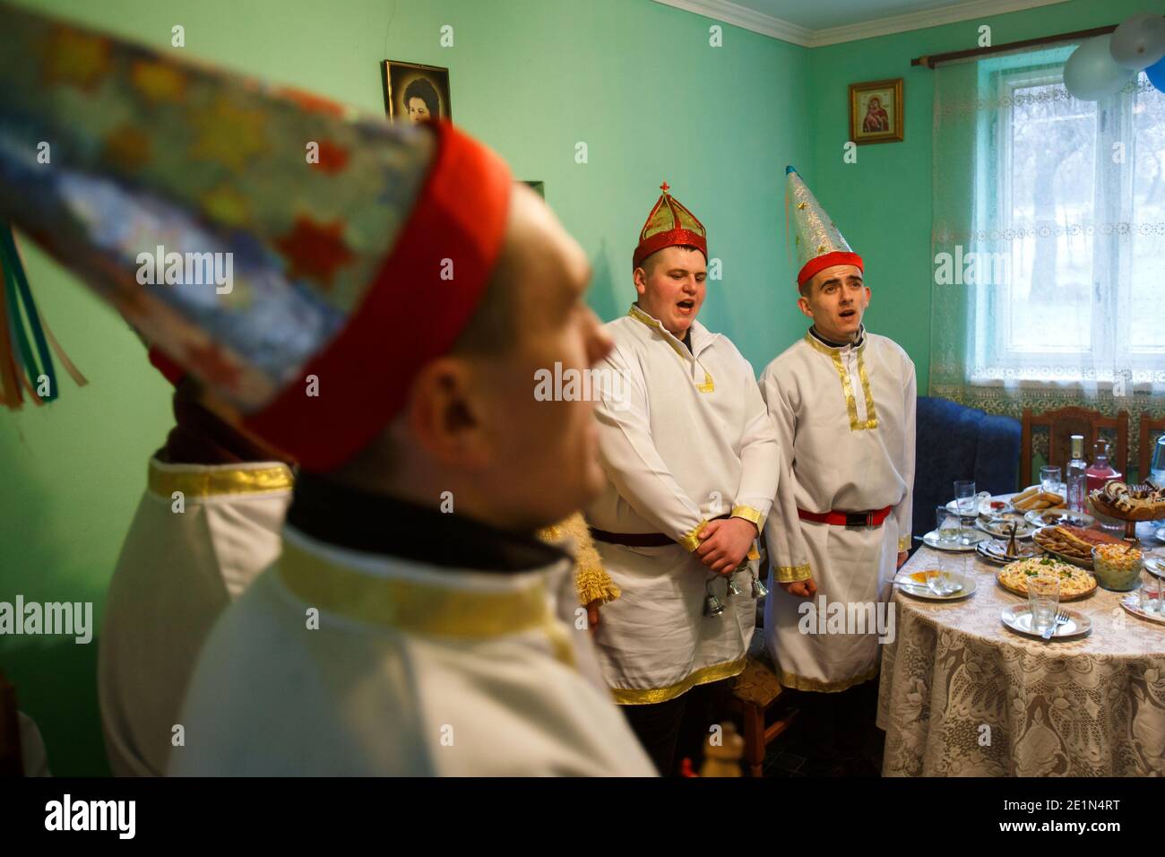 Non Exclusive: TURYCHKY, UKRAINE - JANUARY 7, 2021 - Carollers of the ...