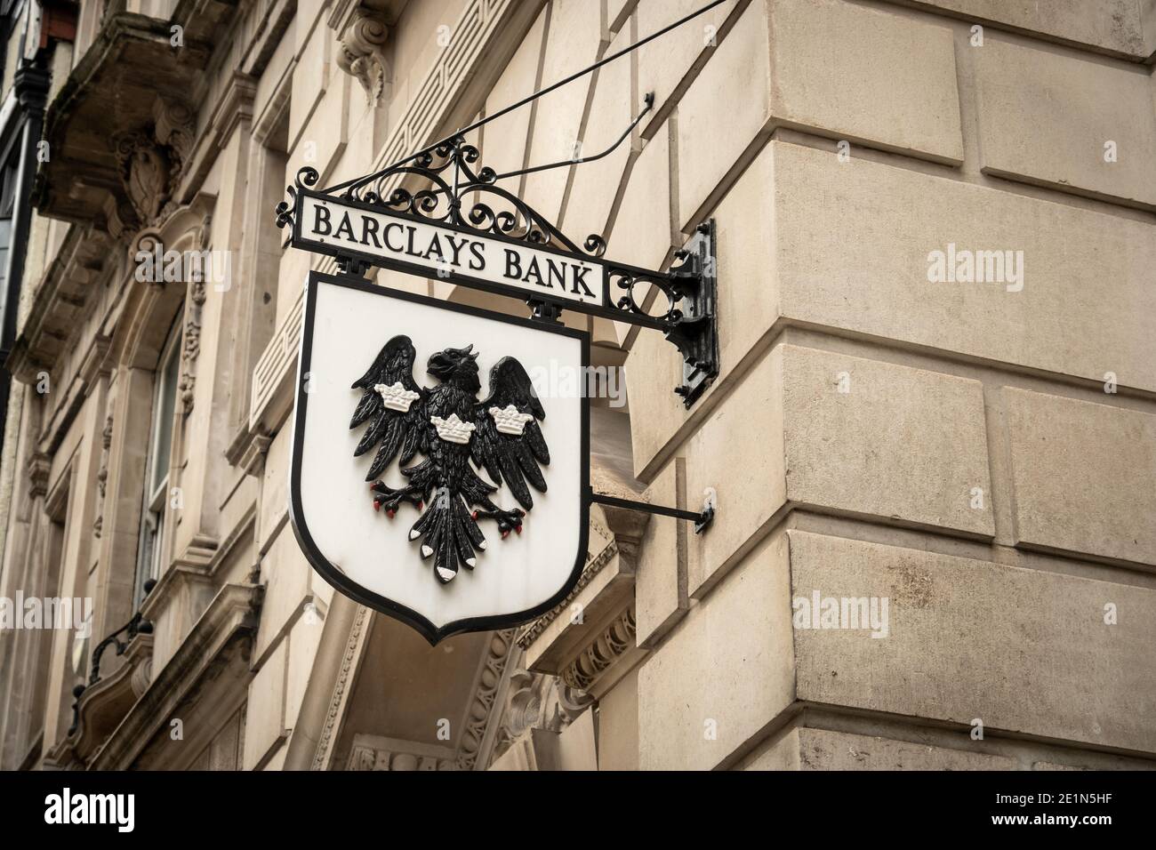 Fleet high street hi-res stock photography and images - Alamy