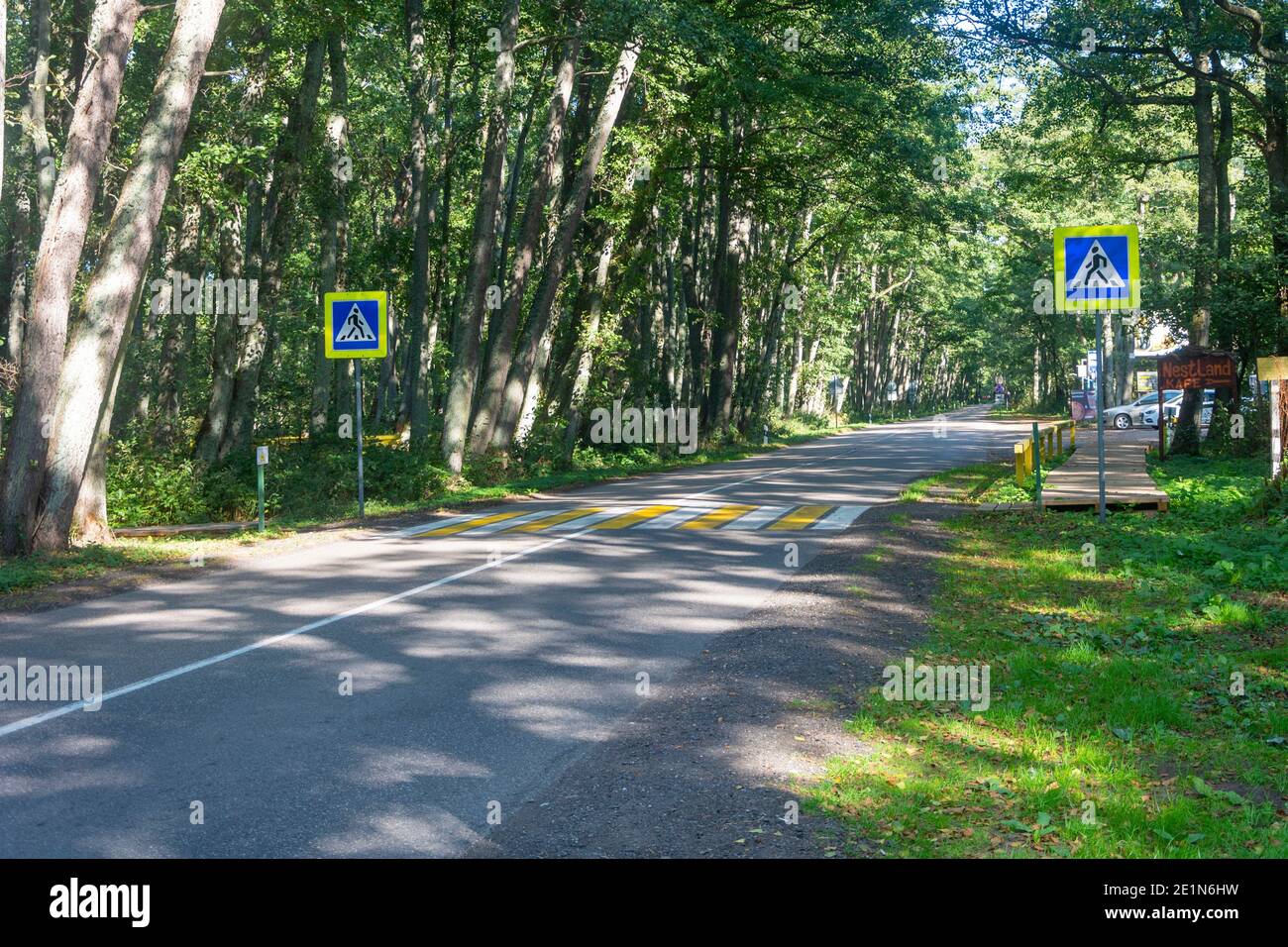 Car stop sign crosswalk hi-res stock photography and images - Alamy