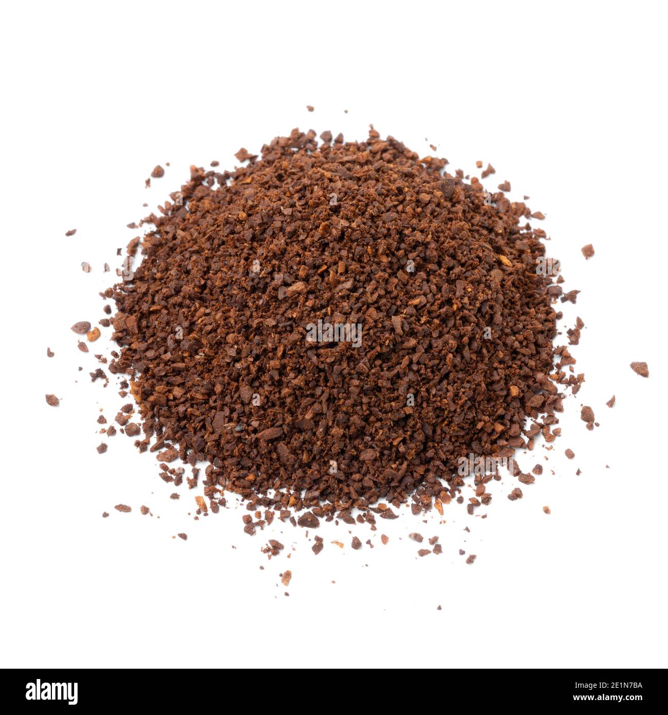 Heap of coarse fresh ground roasted coffee isolated on white background ...