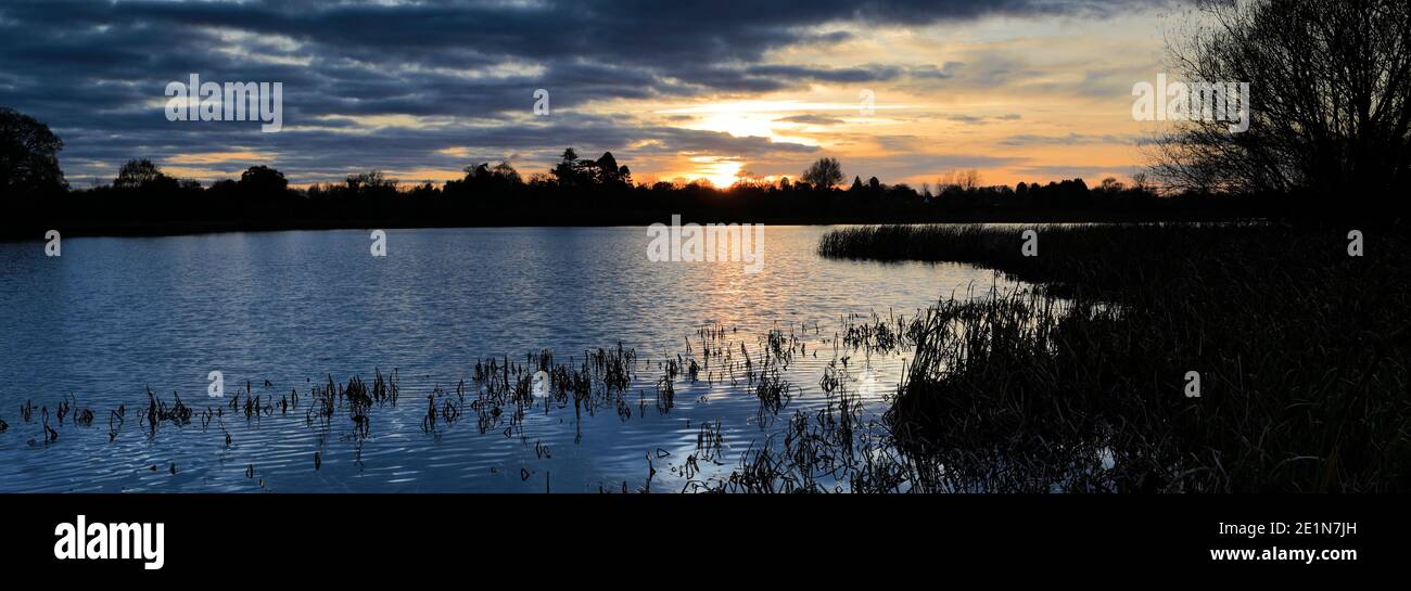 Winter sunset over Hinchingbrooke Country Park, Huntingdon town ...