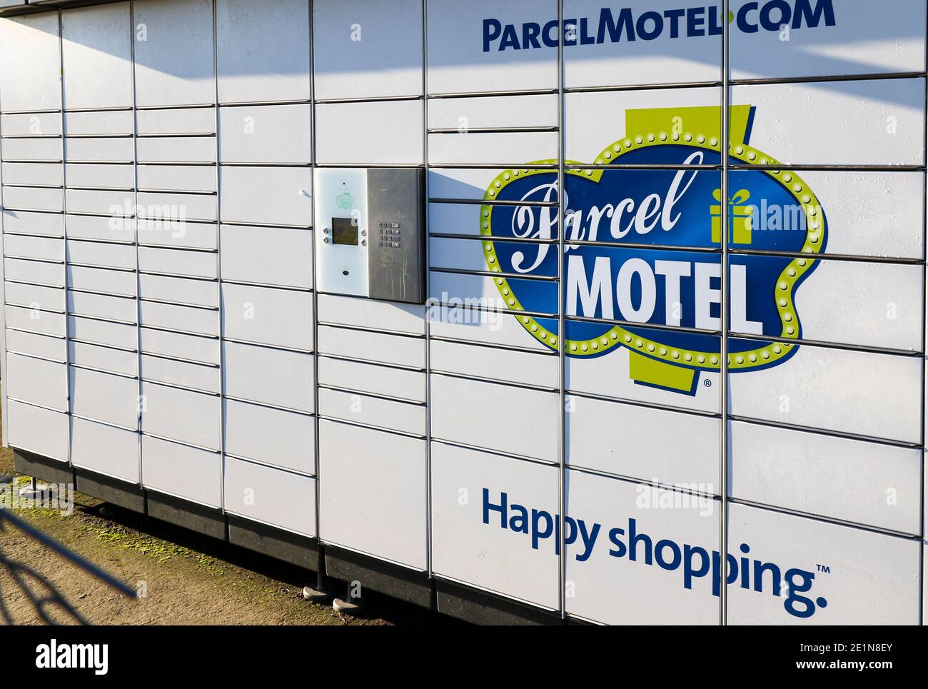 Parcel motel logo hi-res stock photography and images - Alamy