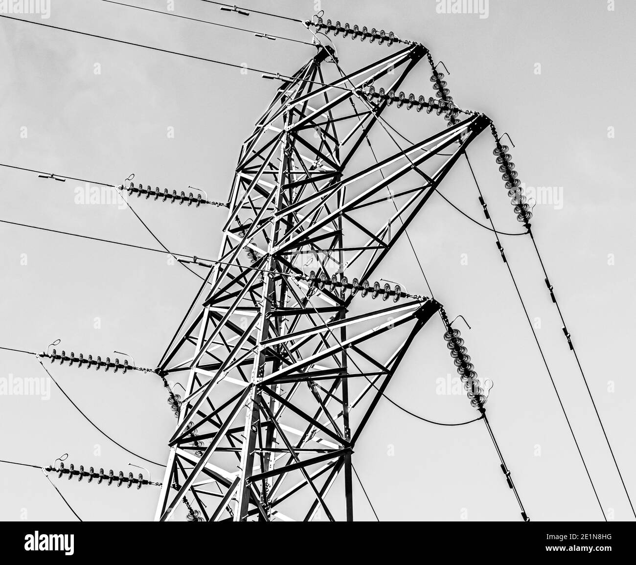 Electricity pylons and overhead lines of the Transmission and ...
