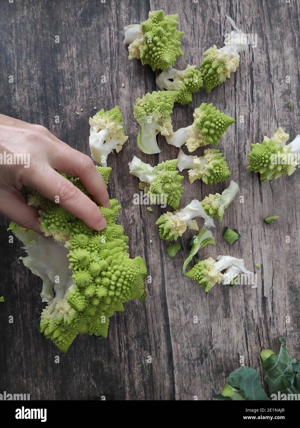 Romano broccoli hi-res stock photography and images - Alamy