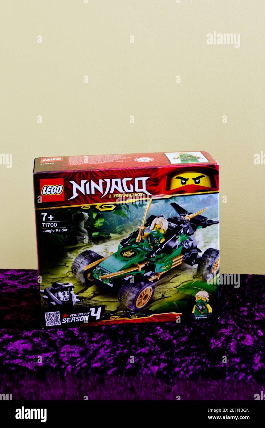 Lego box sets hi-res stock photography and images - Alamy