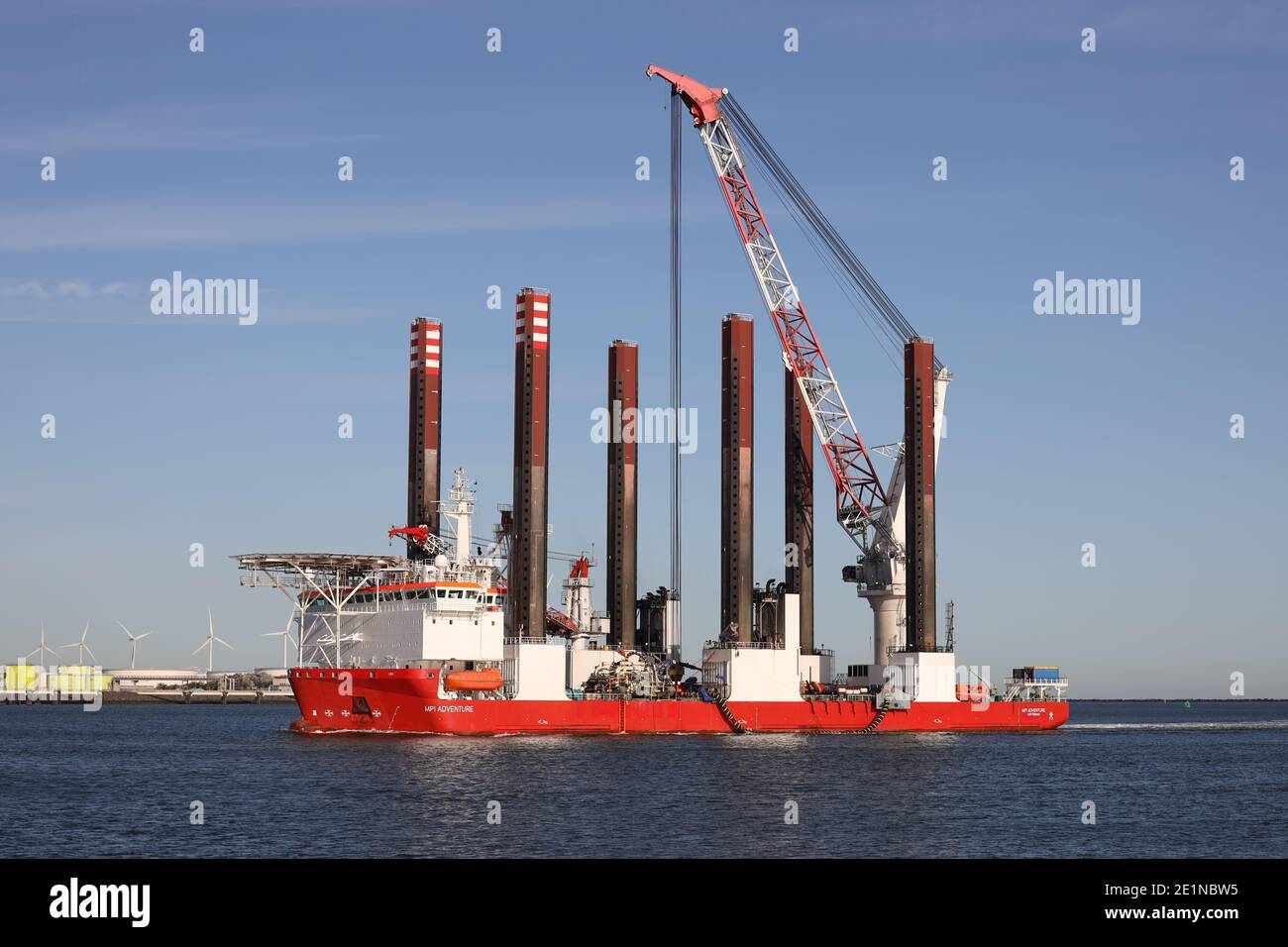 The wind power installation ship MPI Adventure will reach the port of ...