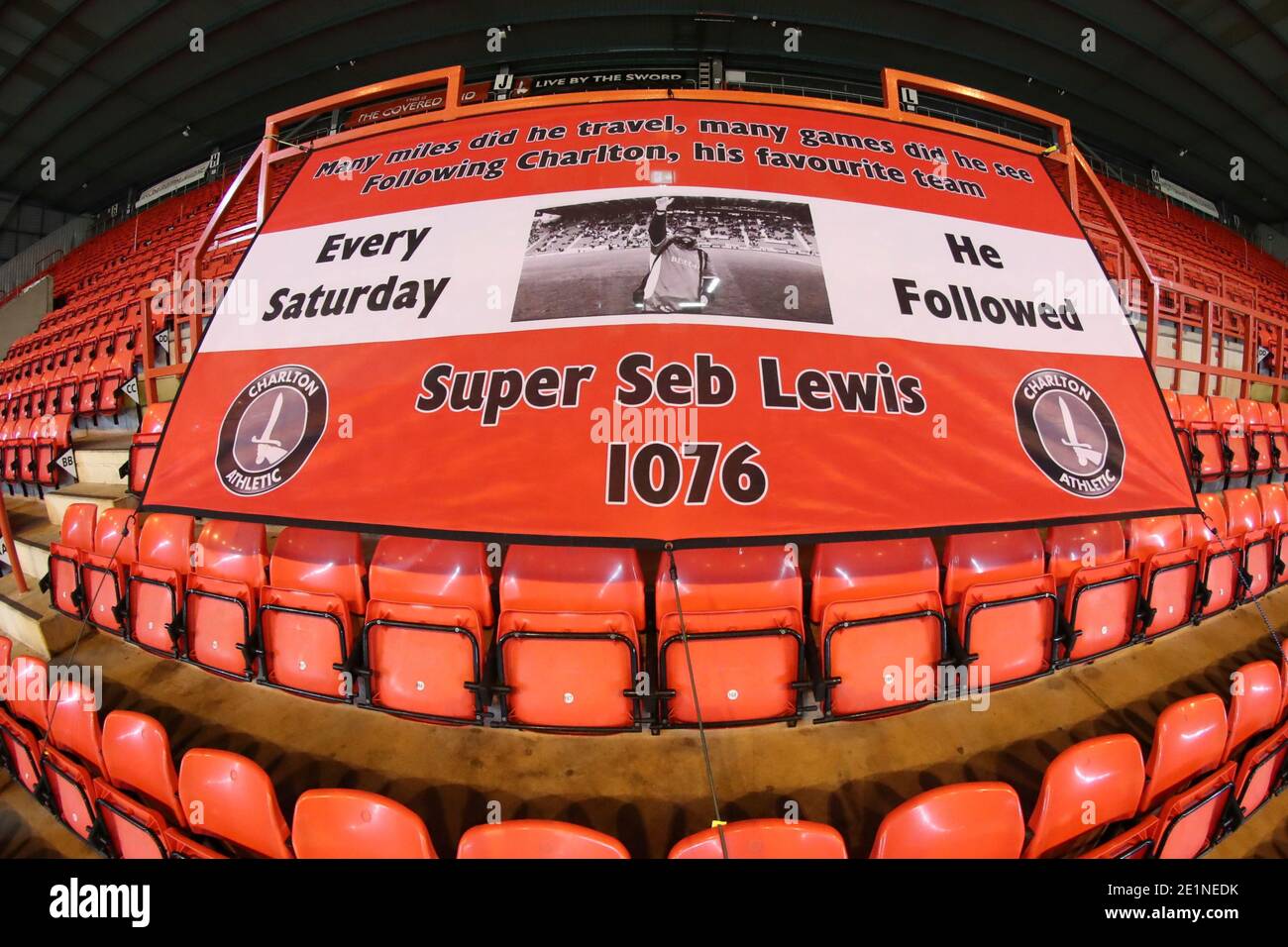 Football superfan hi-res stock photography and images - Alamy