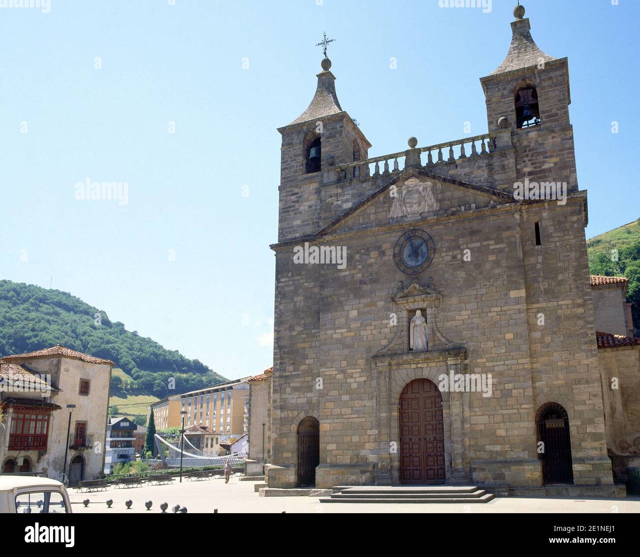 FACHADA DE LA IGLESIA DEL CARMEN DE CANGAS DEL NARCEA - SIGLO XVIII ... FACHADA DE LA IGLESIA DEL CARMEN DE CANGAS DEL NARCEA - SIGLO XVIII ...
