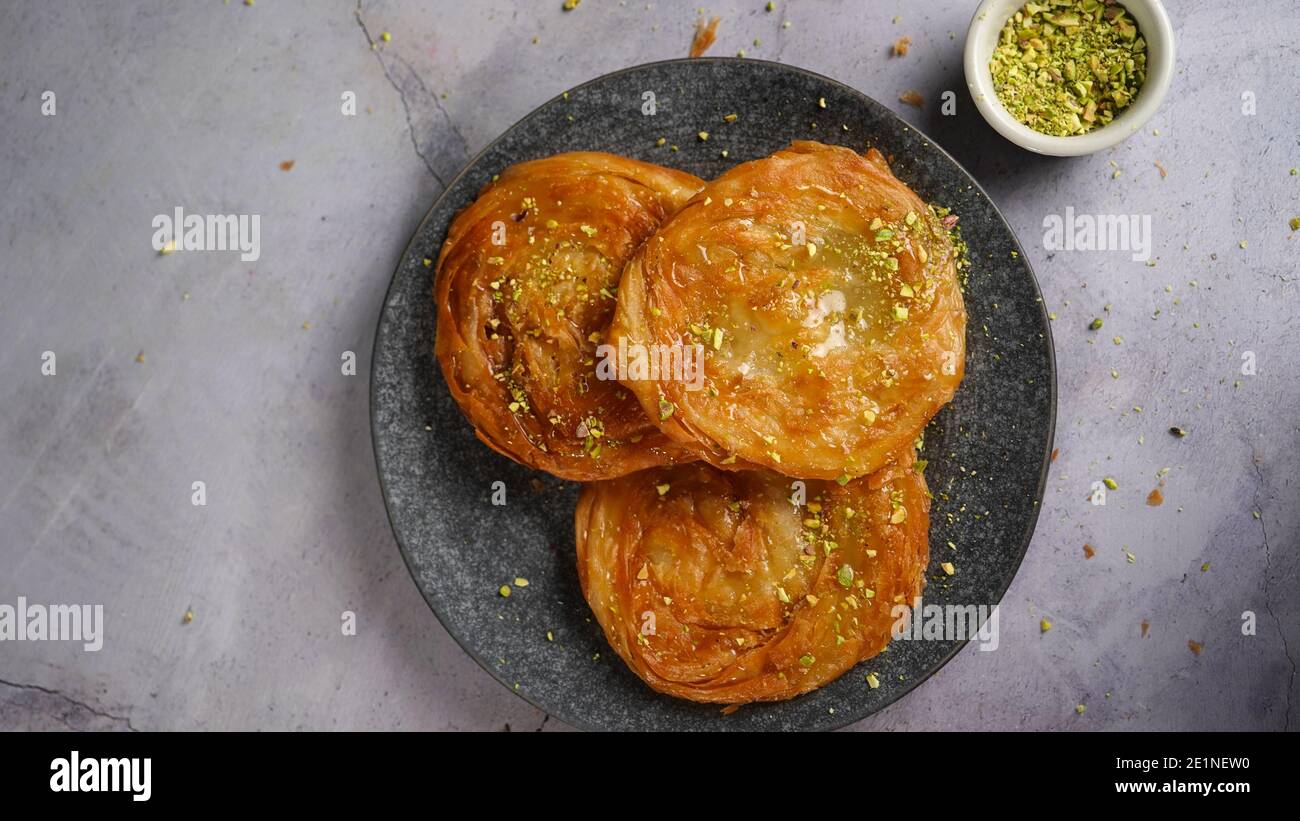 Kerala porotta hi-res stock photography and images - Alamy