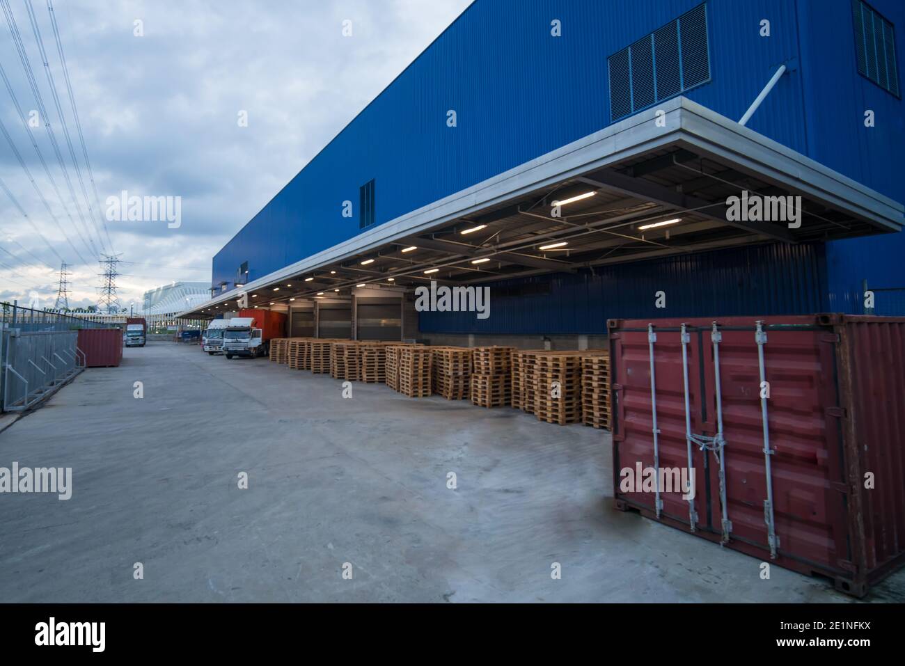 Forklift parking hi-res stock photography and images - Alamy