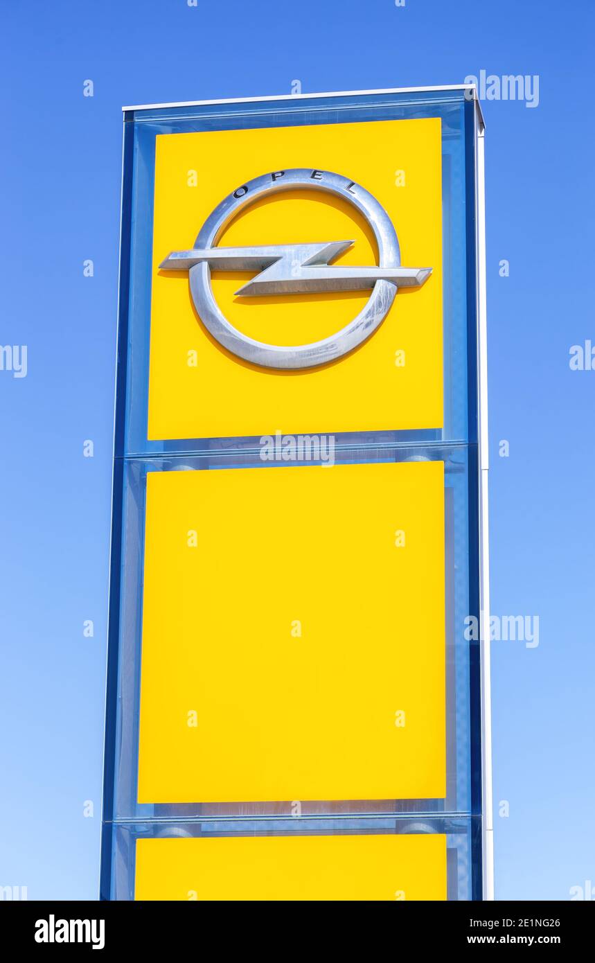Opel corporation hi-res stock photography and images - Alamy