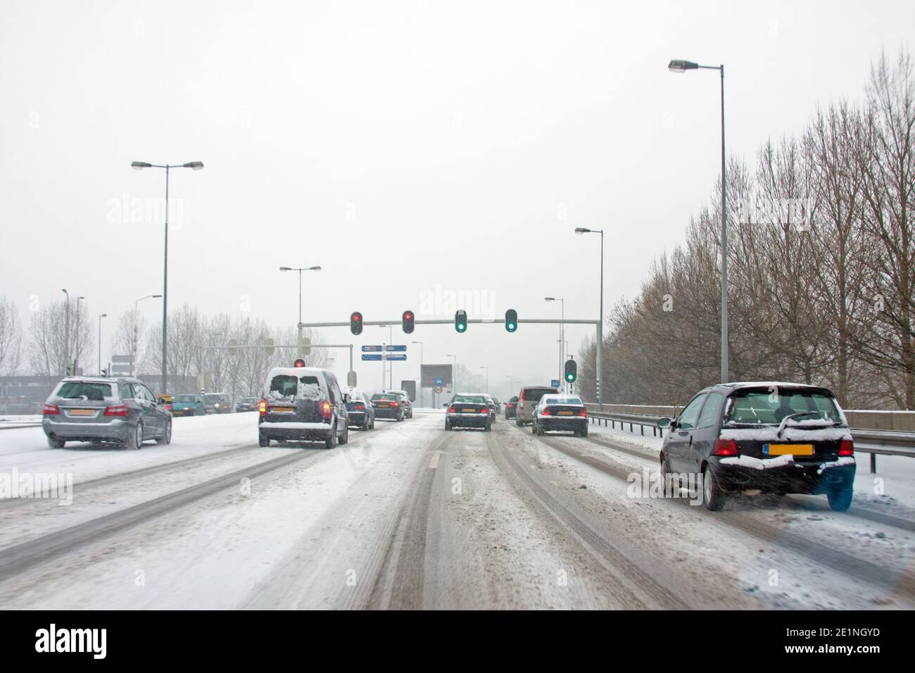 Severe snowstorm hi-res stock photography and images - Alamy