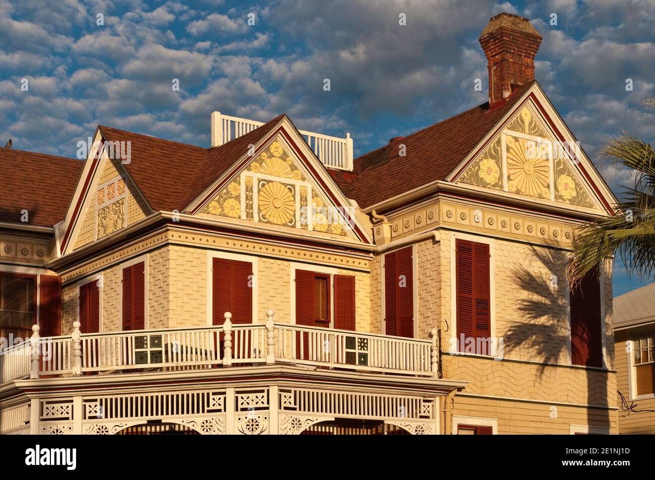 1898 Victorian Home Design