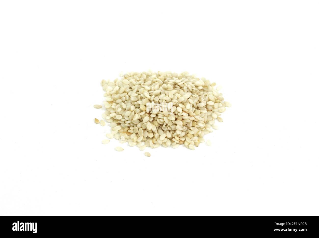 A sesame seeds isolated on a white background Stock Photo - Alamy