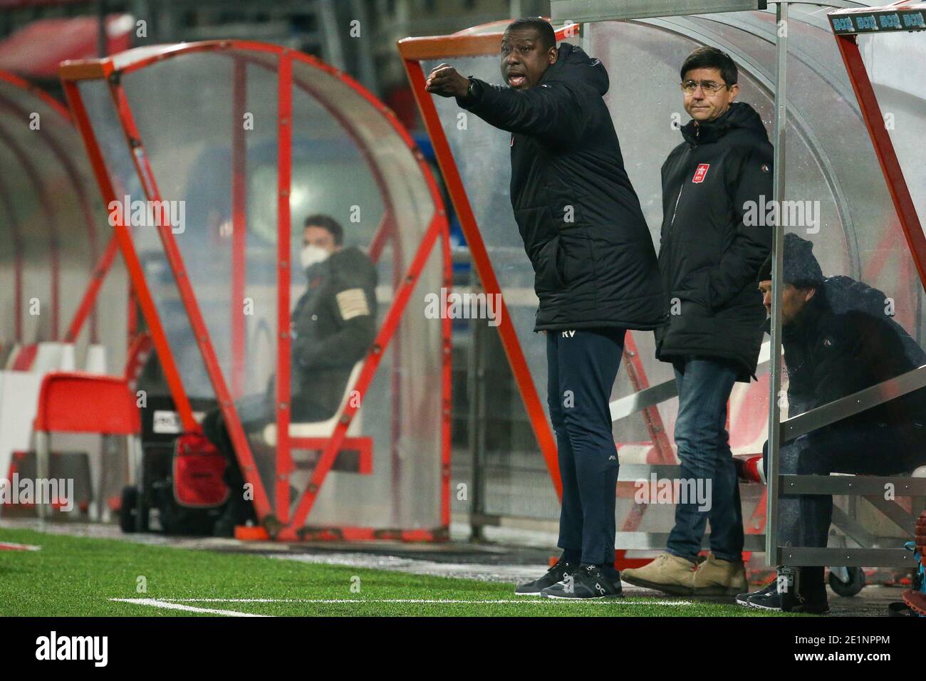 MAASTRICHT, NETHERLANDS - JANUARY 8: Regillio Vrede of MVV Maastricht ...