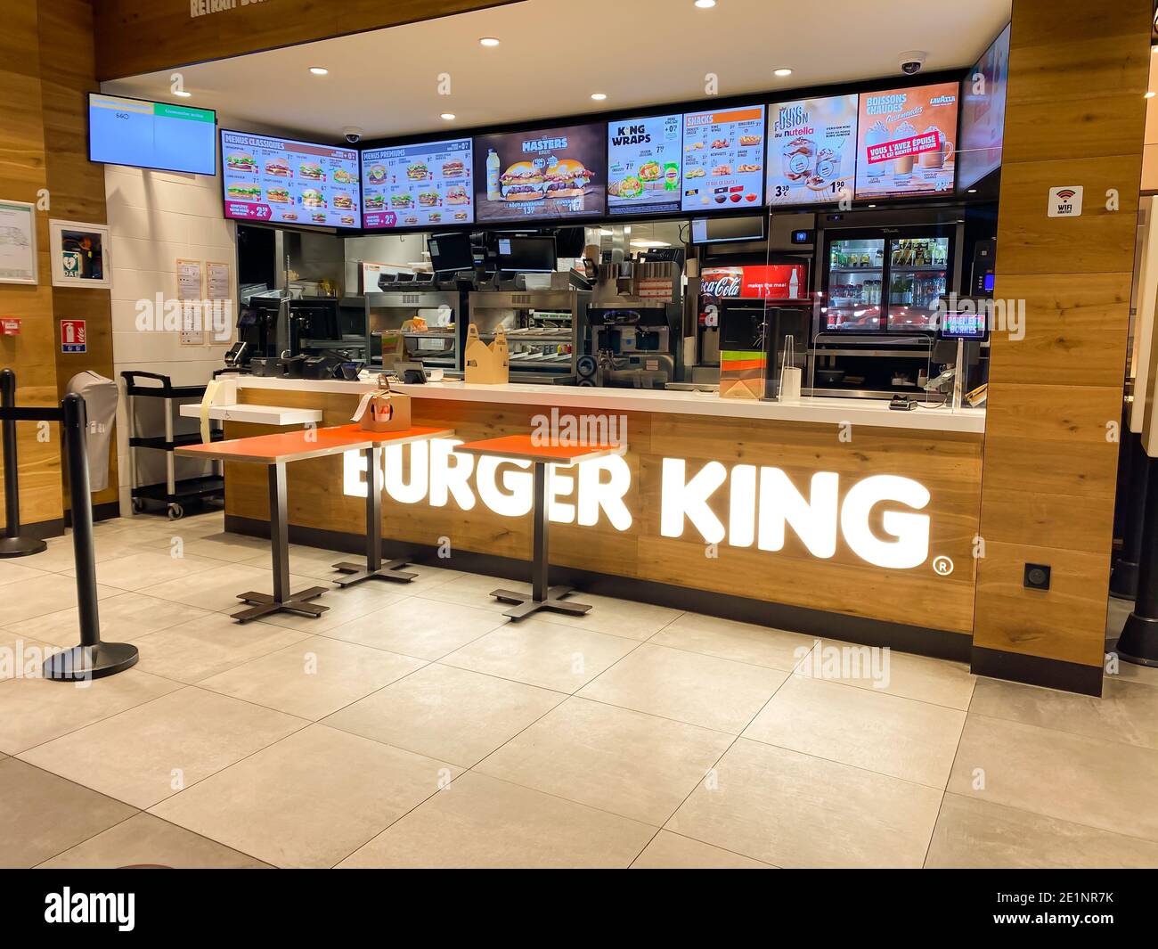 Empty burger king restaurant hi-res stock photography and images - Alamy