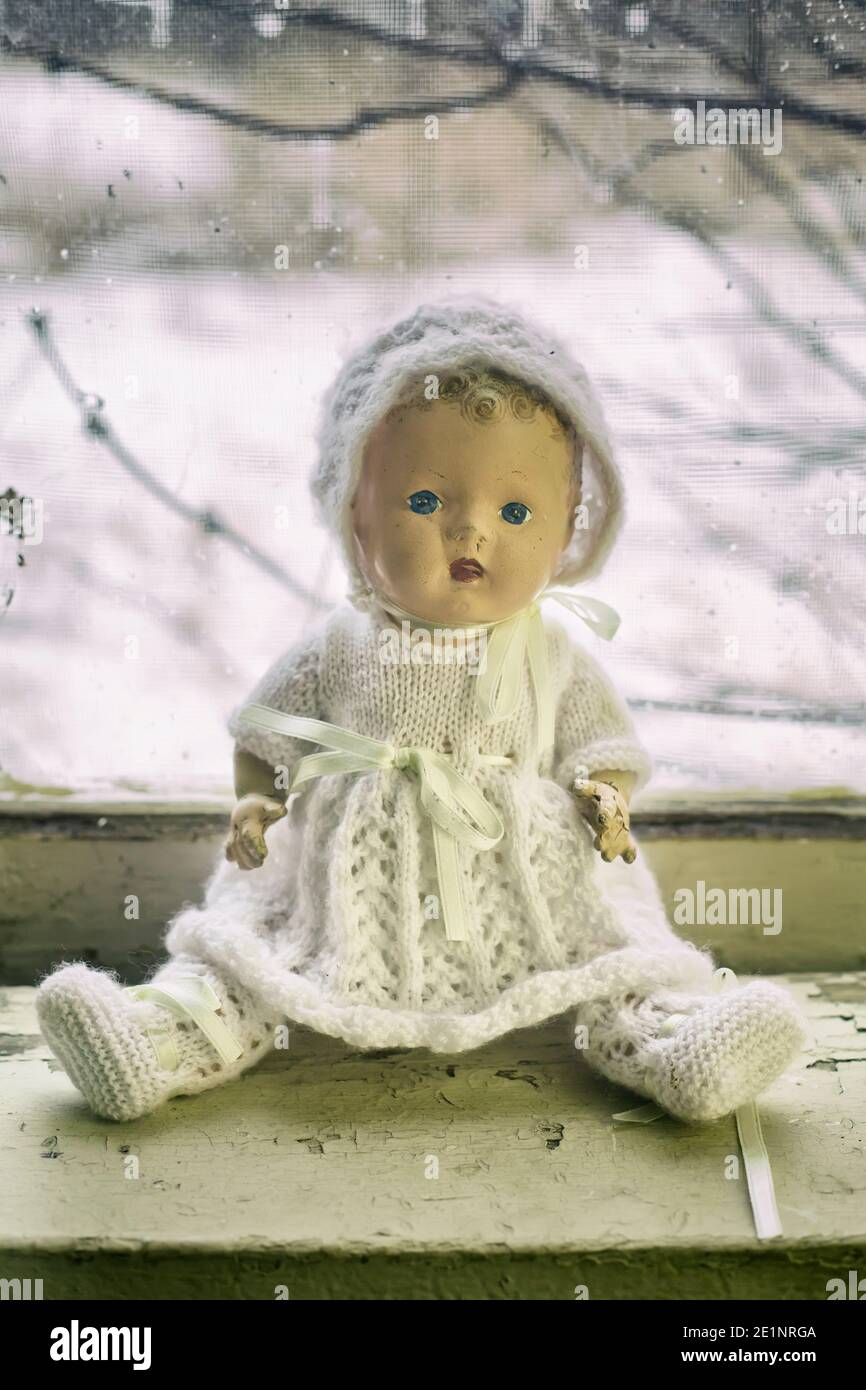 Handmade window hi-res stock photography and images - Alamy