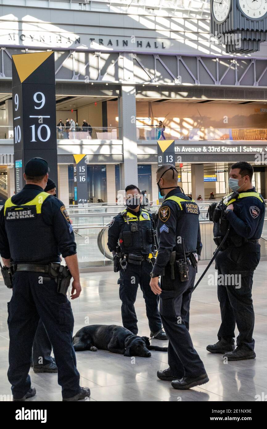 Police station interior hi-res stock photography and images - Alamy