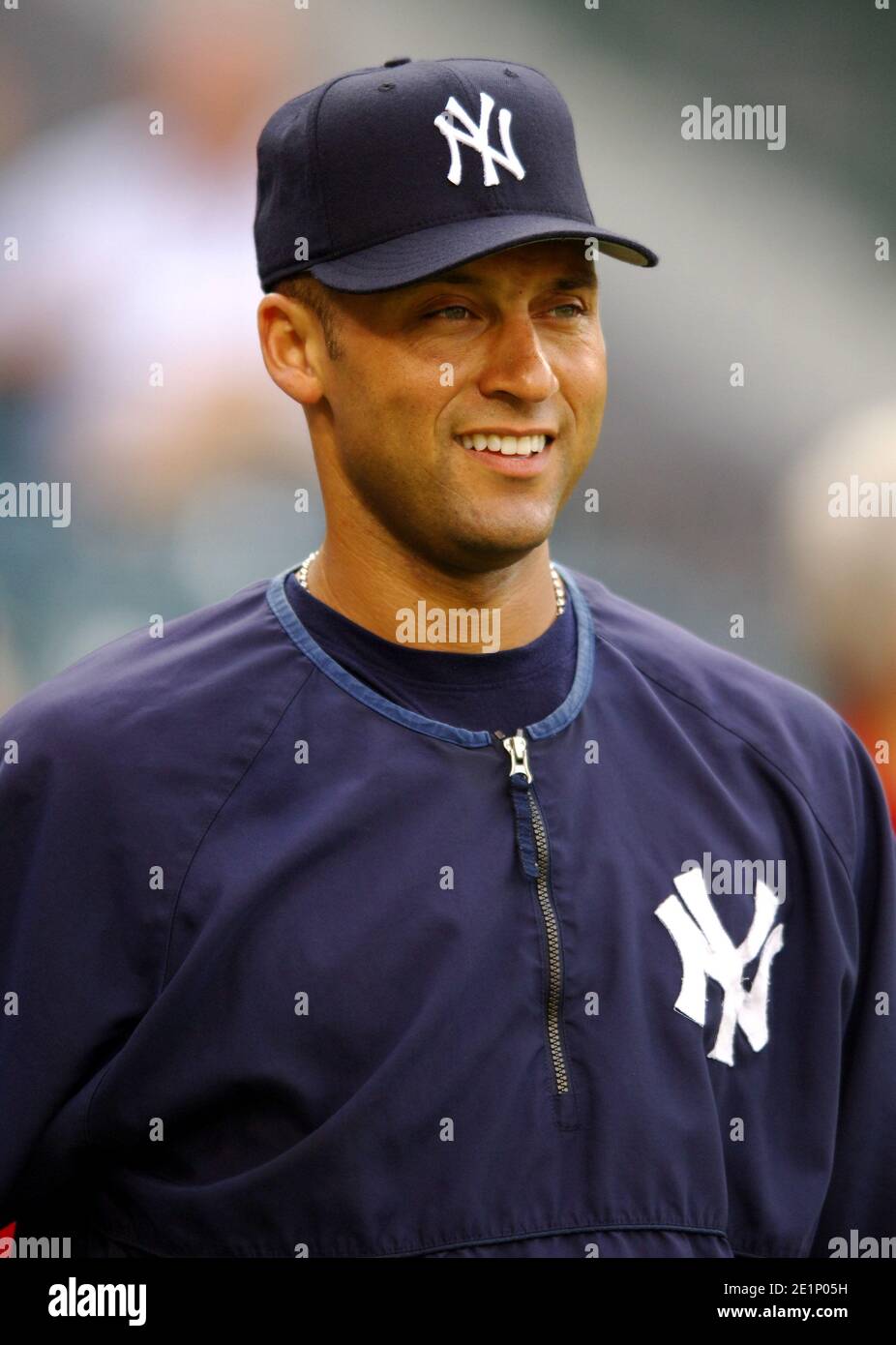 Professional baseball derek jeter hi-res stock photography and images ...