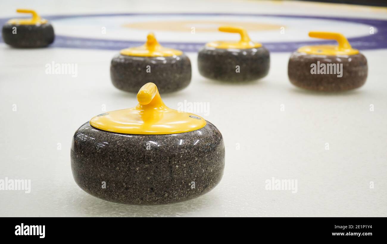 Yellow Curling Stones High Resolution Stock Photography and Images - Alamy