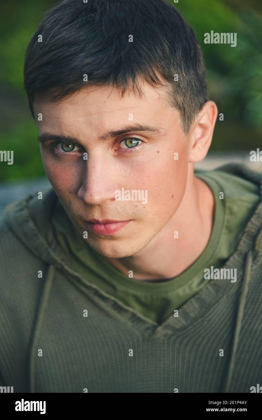 Green eyed boy hi-res stock photography and images - Alamy