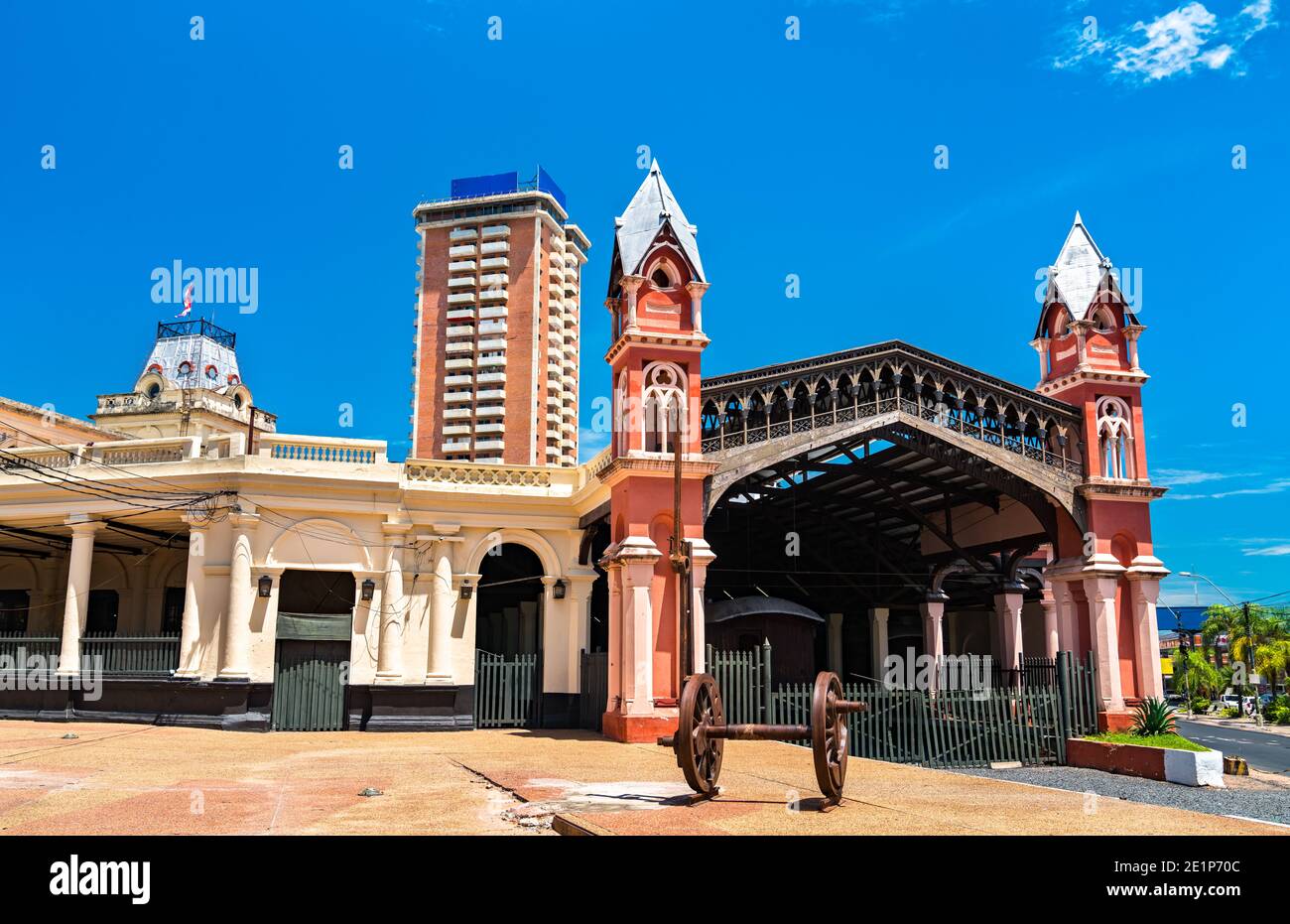 Paraguay asuncion monument hi-res stock photography and images - Alamy
