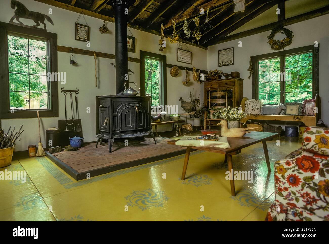 Early american life art, crafts and antiques Stock Photo - Alamy