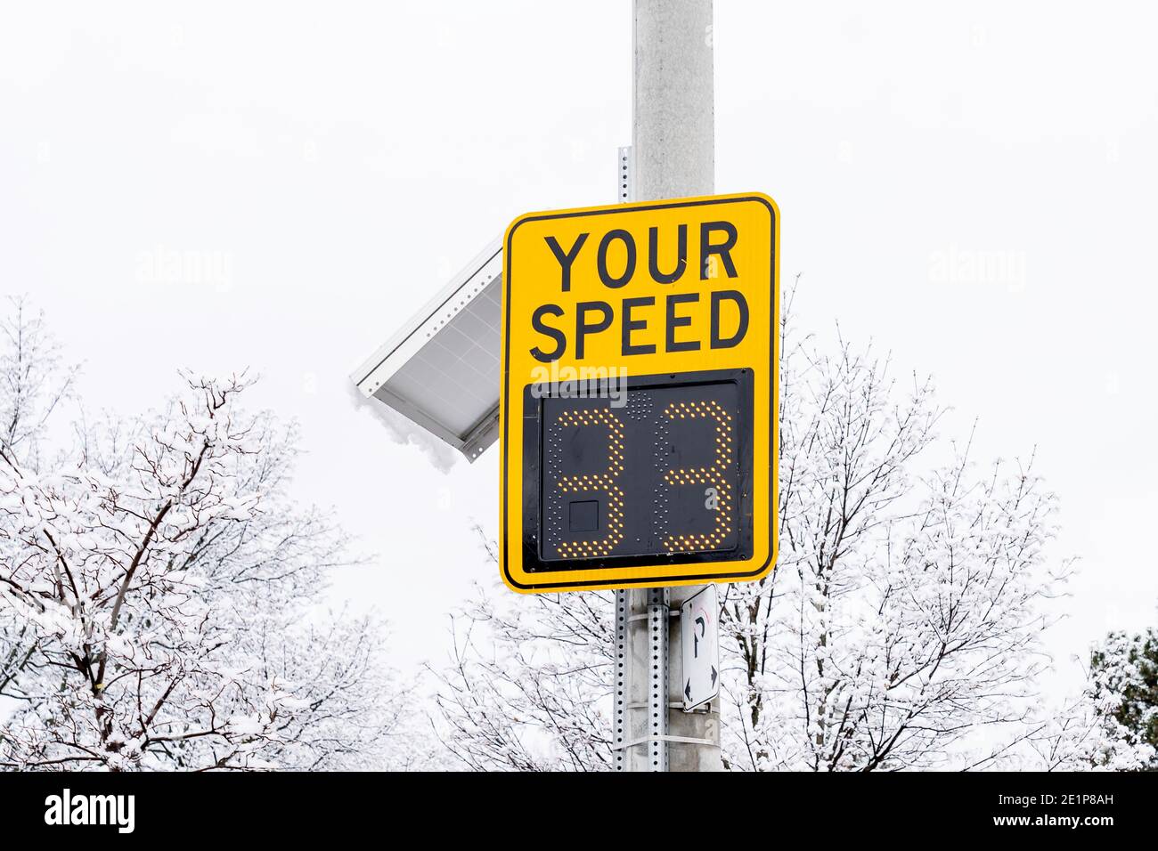 Traffic speed radar hi-res stock photography and images - Alamy
