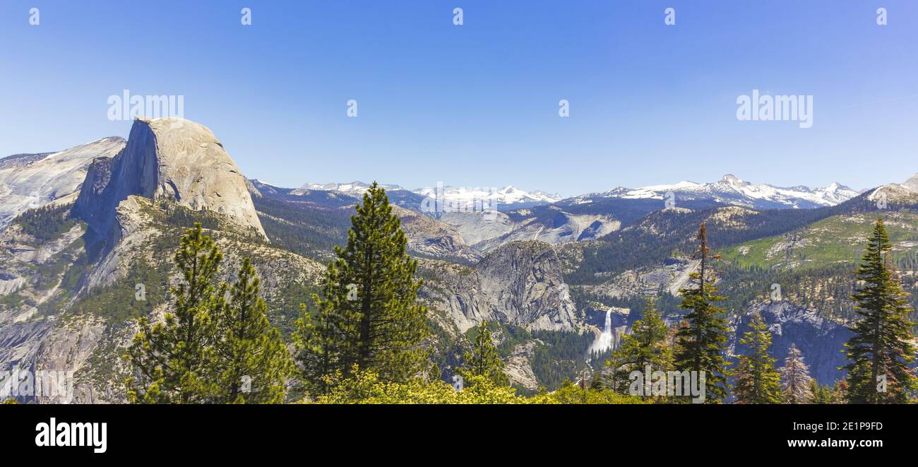 Yosemite Valley seen from Glacier Point panoramic point Stock Photo - Alamy